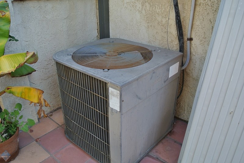 Outdoor A/C Units Photos, Los Angeles CA